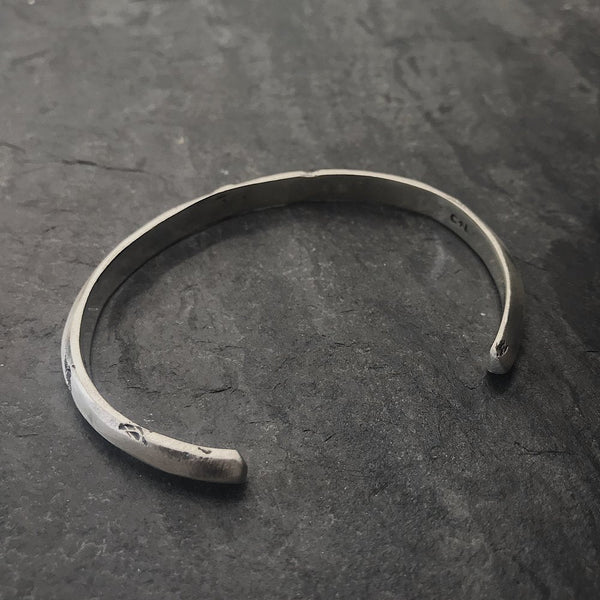 Cairo Cuff in Oxidized Silver – William Painter